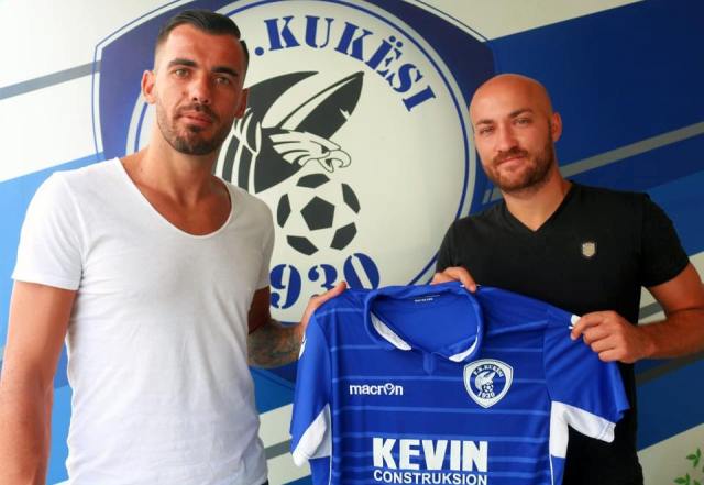 ZYRTARE, futbollisti i Rabotniçkit prezantohet te Kukësi (FOTO) - infOSport